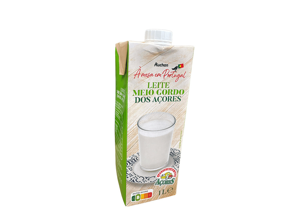 Leite Meio Gordo À Mesa Em Portugal Açores 1l - AUCHAN | Nutripédia
